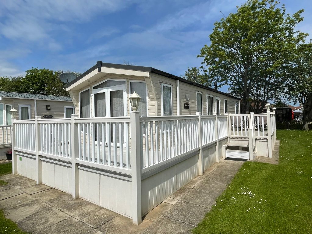 2015 Atlas Status Super - Seaside Leisure Parks